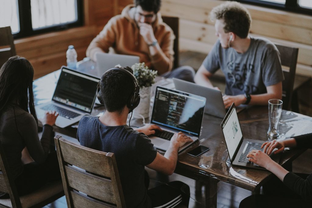 3 Tips for Dealing with Technostress | Time To Log Off
